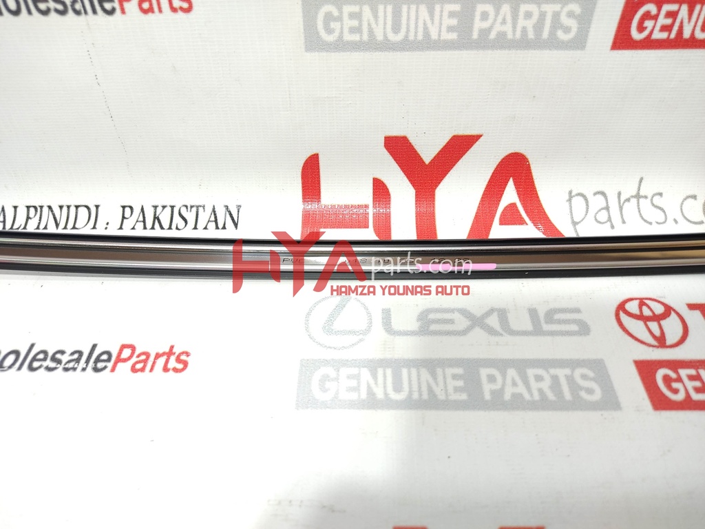 MOULDING, BACK WINDOW, OUTSIDE | H Y A parts MOULDING, BACK WINDOW, OUTSIDE | H Y A parts