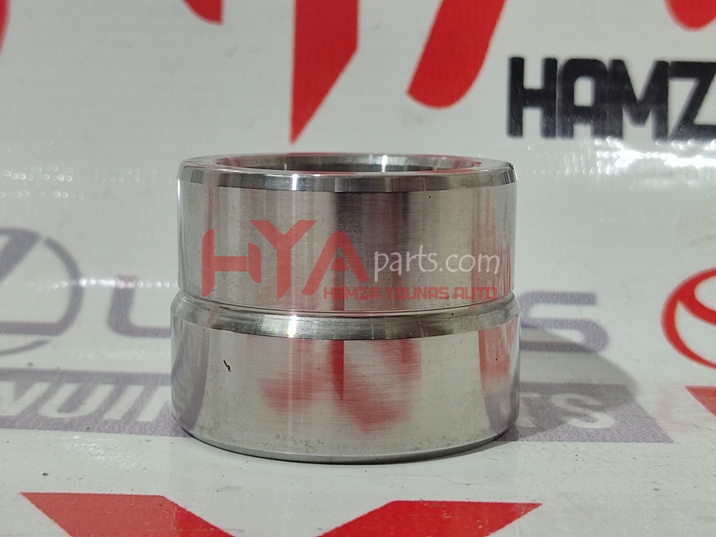 RETAINER, REAR AXLE BEARING, INNER RH | H Y A parts
