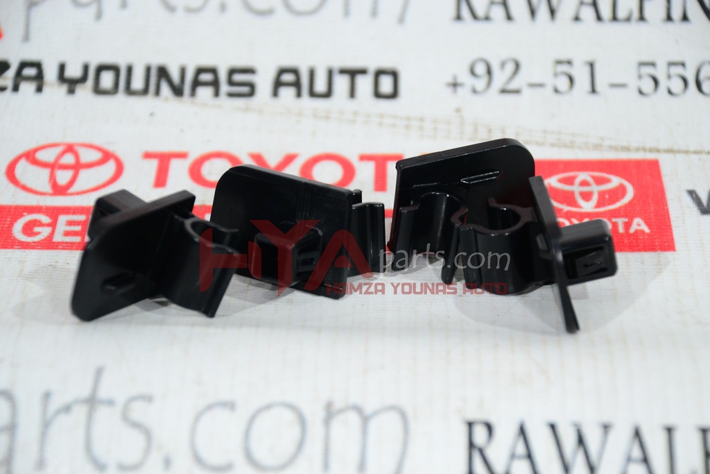HOLDER, HOOD STAY | H Y A parts